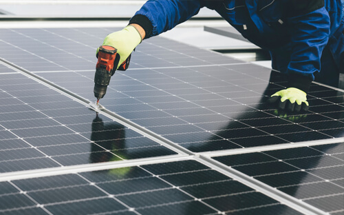 Photovoltaik Montage: Arten, Kosten, Dächer | ErEne